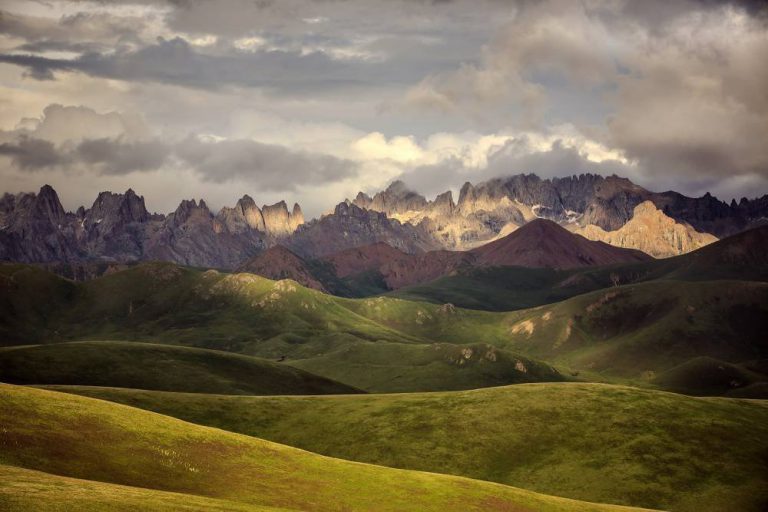 Plateau Mountains -Nature Kingdoms